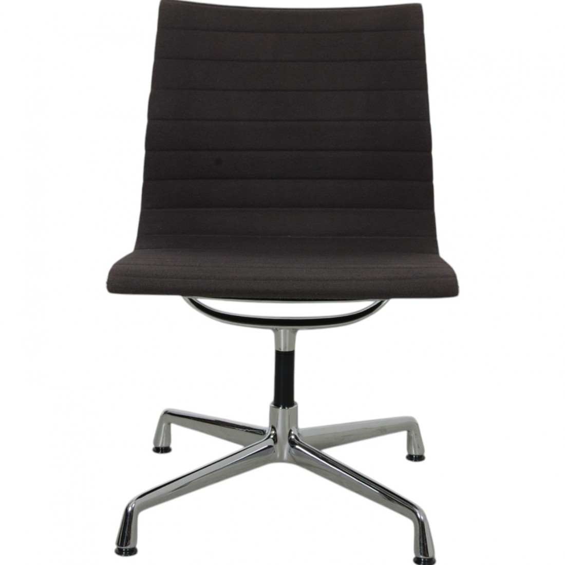 For Sale | Eames EA-105 in grey hopsak fabric